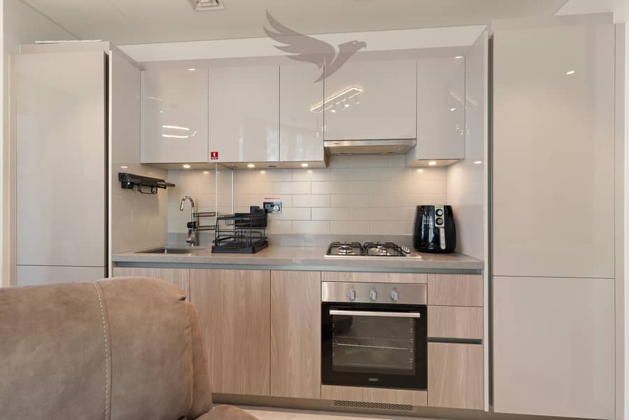 Exclusive Corner Unit with Stunning Views | Motivated Seller | Bayut.com