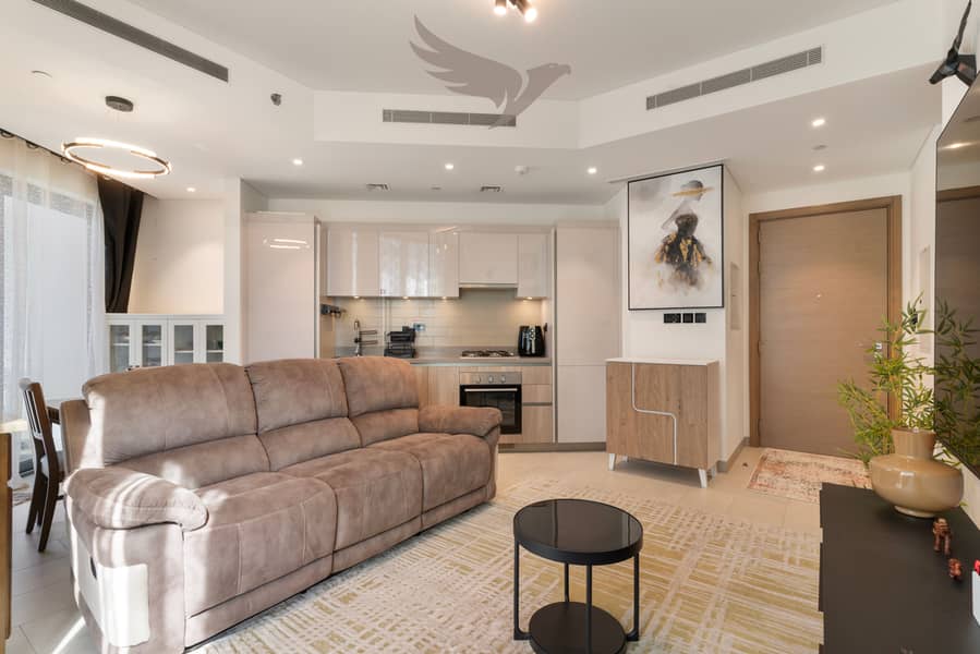 Exclusive Corner Unit with Stunning Views | Motivated Seller | Bayut.com