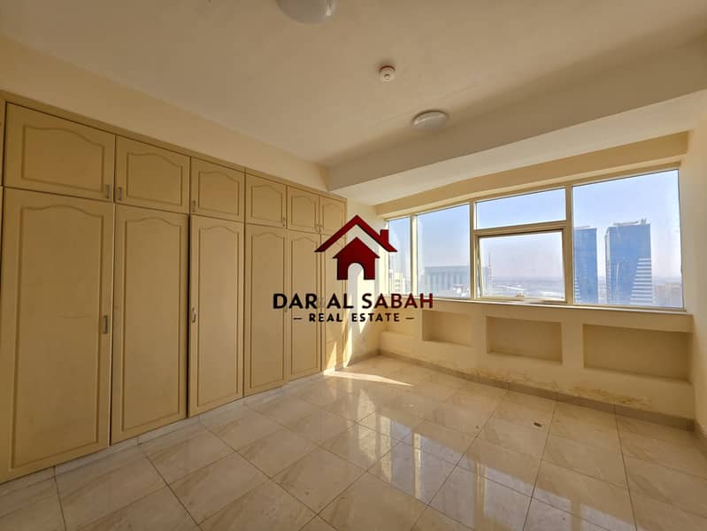 SPECIOUS 2BHK•WARDROBES•OPEN VIEW•WARDROBES•6 CHEQUES PAYMENT•NEAR PARK ...