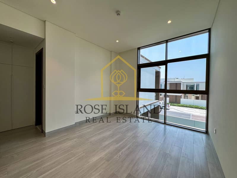 Ready To Move In|Prime Location| Get It Now | Bayut.com