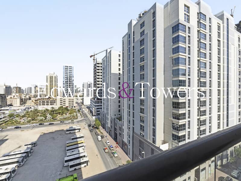 1 Bed 2 Bath | Upgraded | Prime Location | Bayut.com