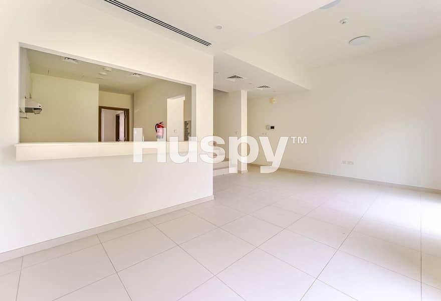 Single Row | Close to Amenities | Upgraded | Bayut.com