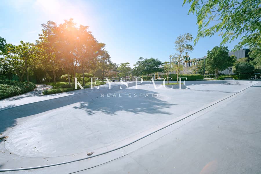 Family Villa with Private Garden & Integrated Smart Living | Resale ...