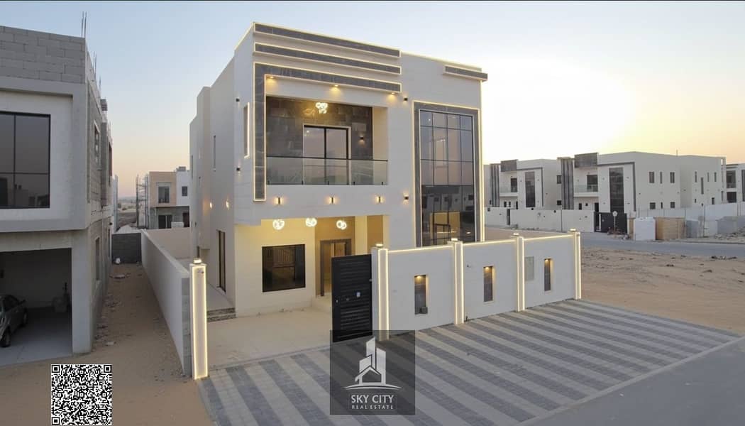 An excellent investment opportunity: own a modern villa with 5 master ...