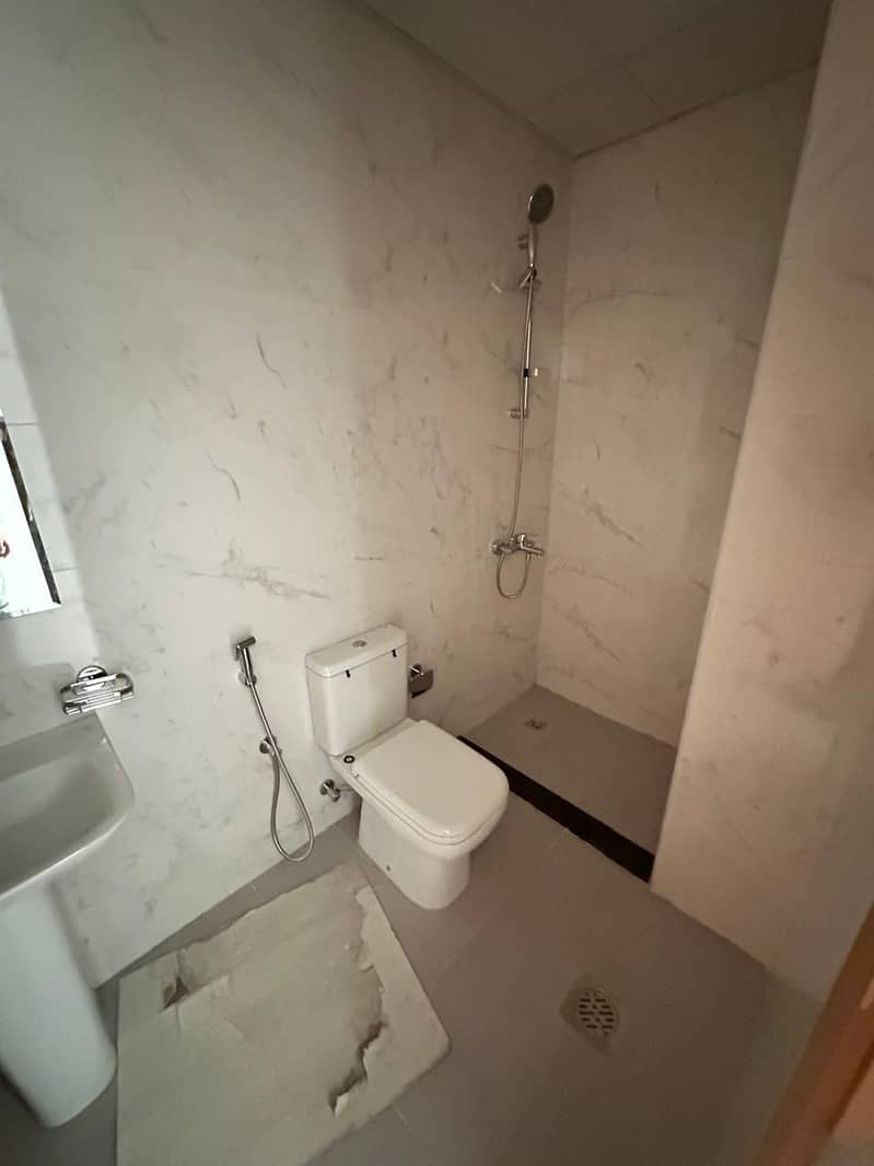 Spacious 2-bedroom apartment with large living room for annual rent in ...