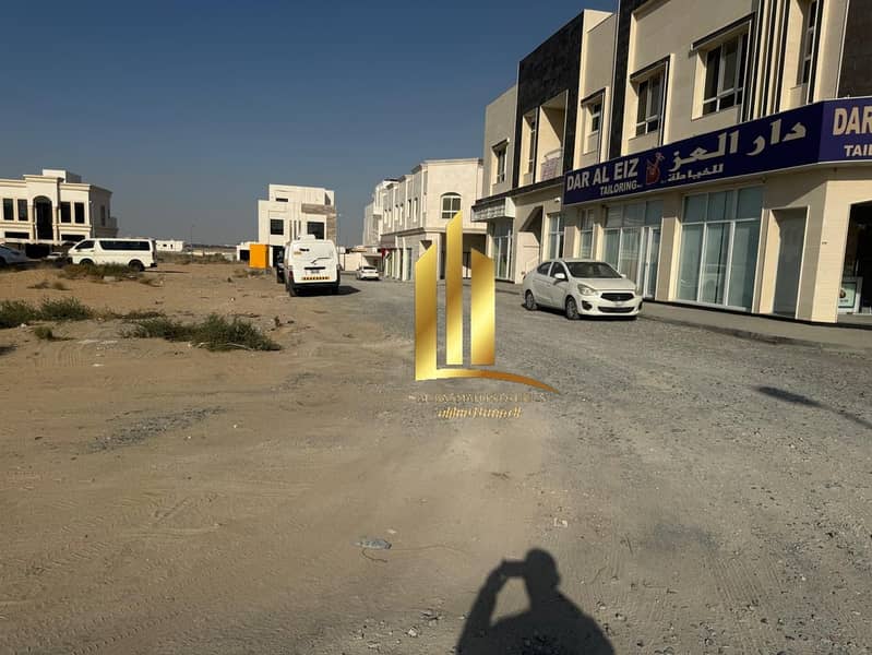 Corner commercial plot for sale, front-facing, near the roundabout in ...