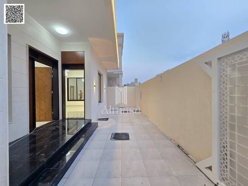 5-Bedroom Villa for Sale in Al Yasmin | Bayut.com