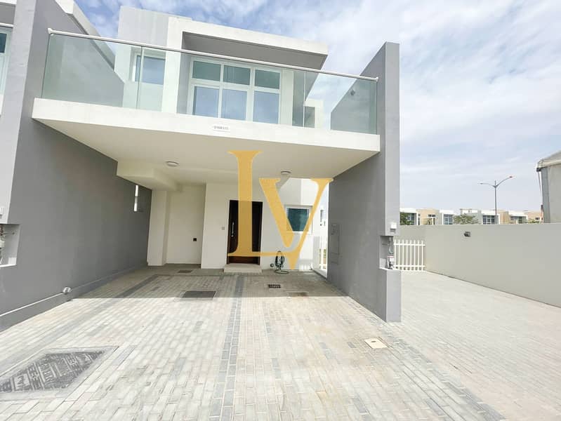 3Bed Room | Vacant | Close To garden & Pool | Single Row Will Mentain ...