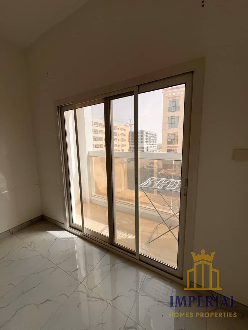 Two-bedroom apartment with 3 bathrooms and central air conditioning for ...