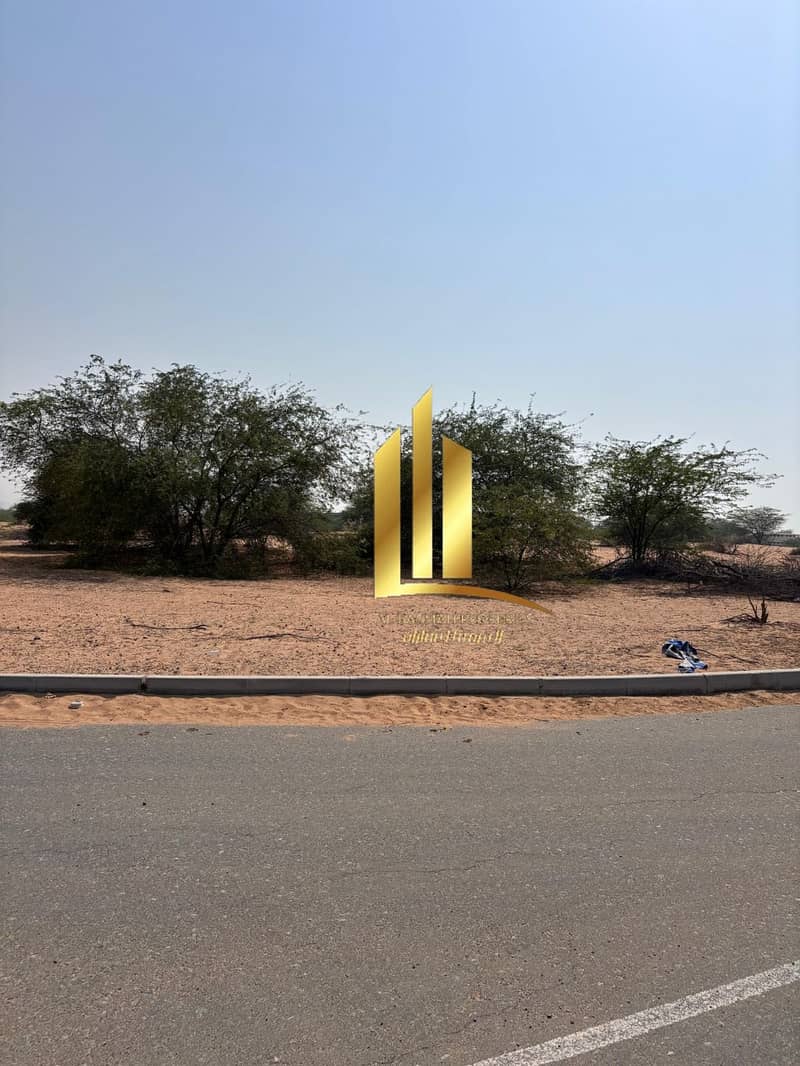 For sale in Arjoub Industrial Area, 10,000 square feet, opposite the ...