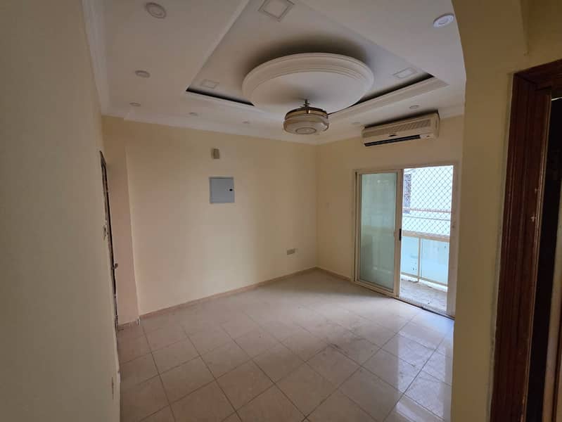 One-bedroom apartment near Ajman Corniche and Al Diwan Towers | Bayut.com