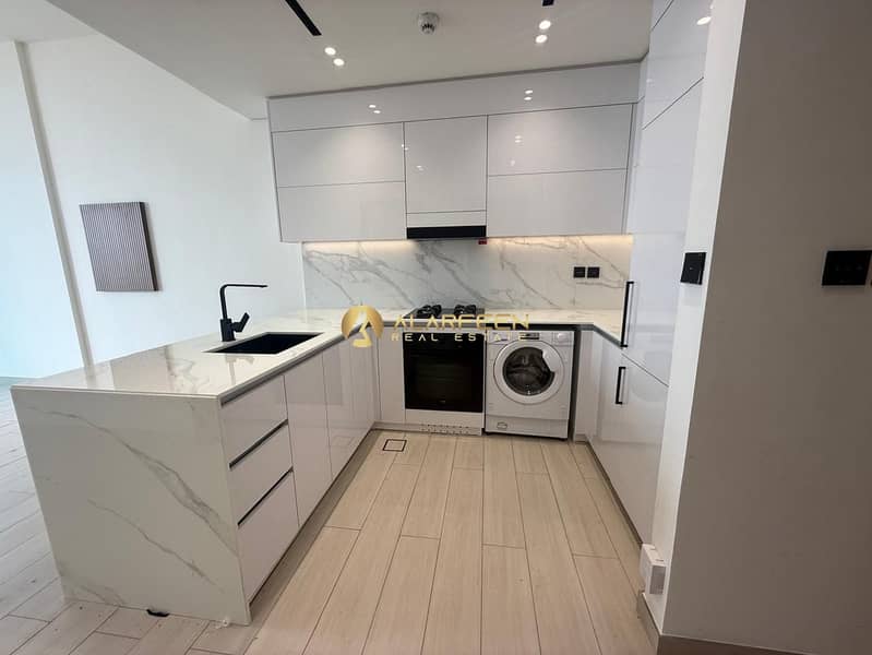 Community View | Fitted Kitchen | Prime Location | Bayut.com