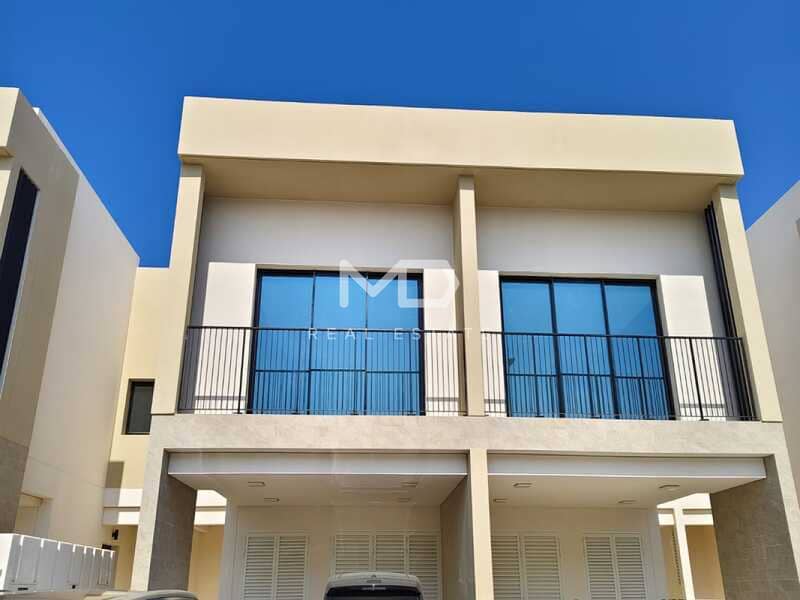 Vacant | Single Row | Townhouse with Study Room | Bayut.com