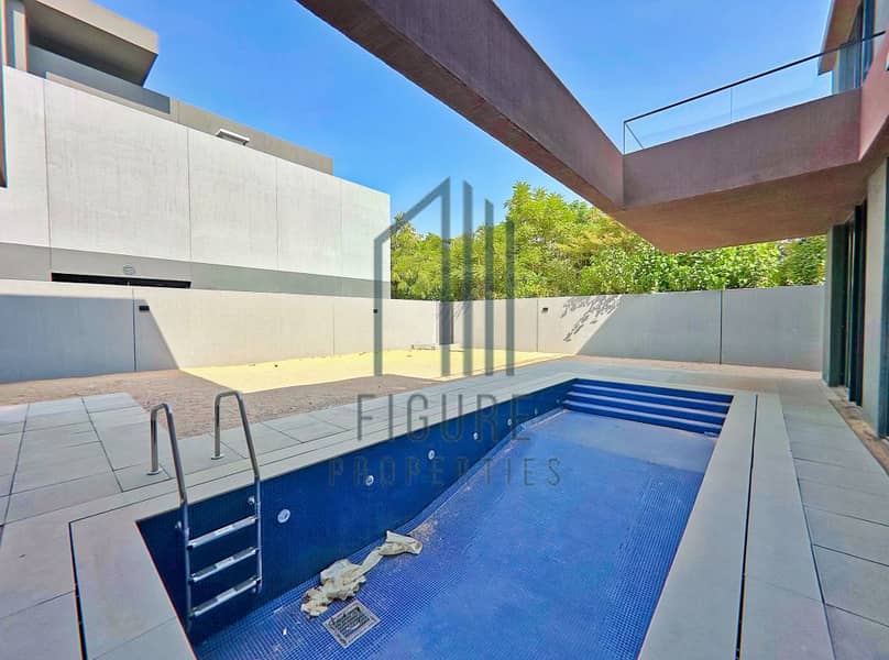 5BED VILLA | READY | POOL | FREEHOLD TITLE DEED AVAILABLE | Bayut.com