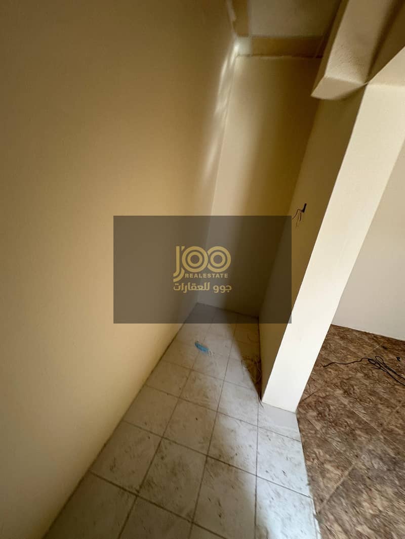 Arabic house available for families or young people, quiet area ...