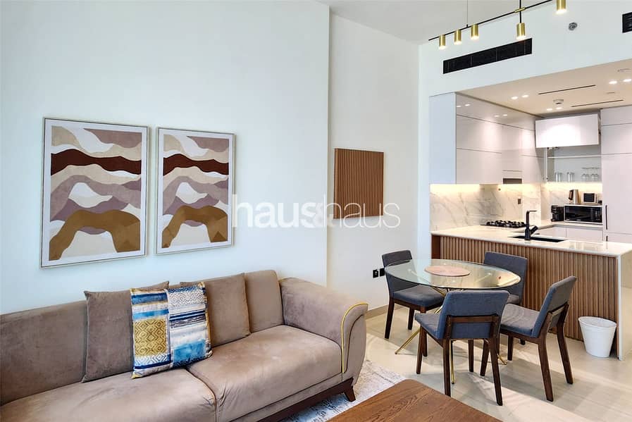 Luxurious Furnished | High Floor | Pool View | Bayut.com