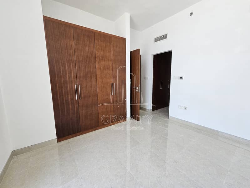 Massive 4-Bedroom Residence with Maid’s Room & Stunning Mangrove Views ...