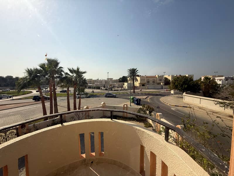 Rafaah villa / 5 master bedrooms / 2 halls & majlis / 4 balconies ...