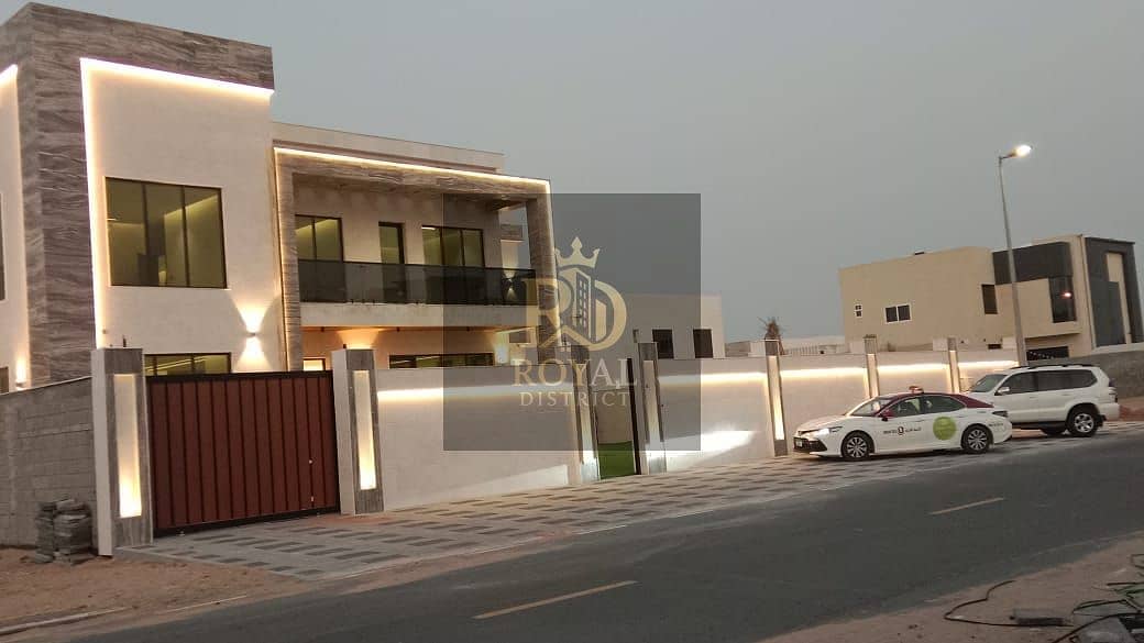 Prime location l LUXURY PALACE | 7 MASTER BEDROOMS WITH DRESSING ROOMS ...