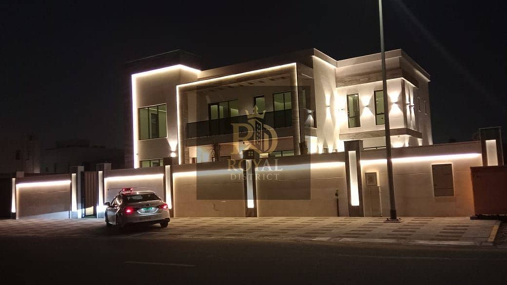 Prime location l LUXURY PALACE | 7 MASTER BEDROOMS WITH DRESSING ROOMS ...