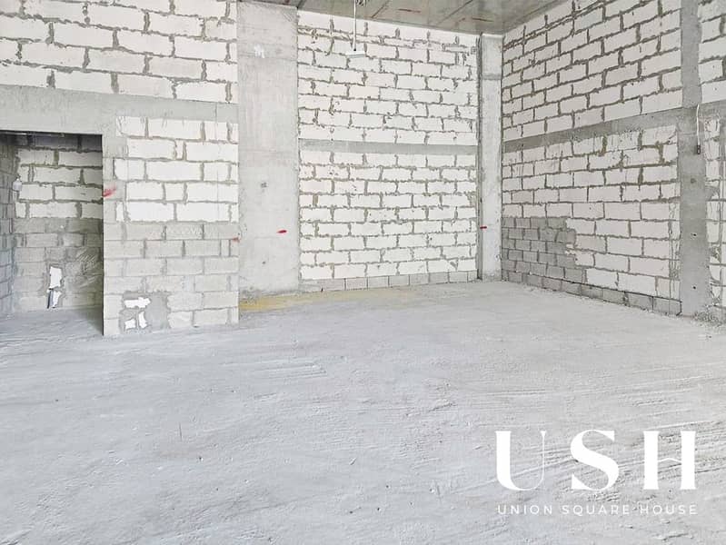 Prime Location| Near to Park| High End Visiblity | Bayut.com