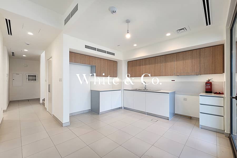 Single Row | Ready to move | Best Price | Bayut.com