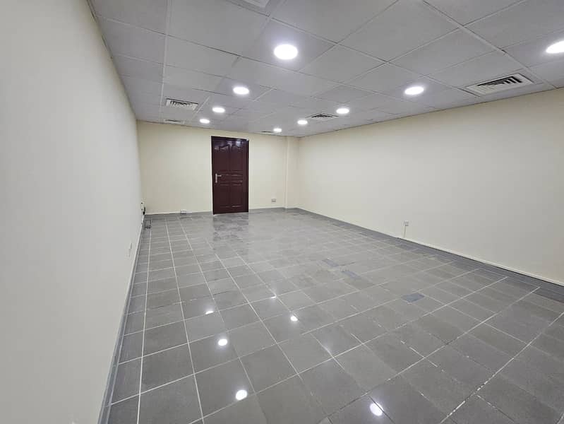 INDEPENDENT OFFICE | SPACIOUS LAYOUT | NEAR METRO | Bayut.com