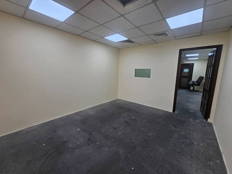 INDEPENDENT OFFICE | SPACIOUS LAYOUT | NEAR METRO | Bayut.com