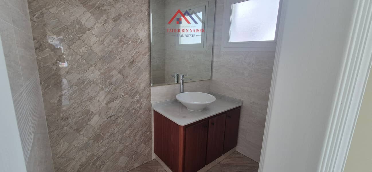 HUGE SIZE 5 BEDROOM VILLA WITH MAID AVAILABLE FOR RENT | Bayut.com