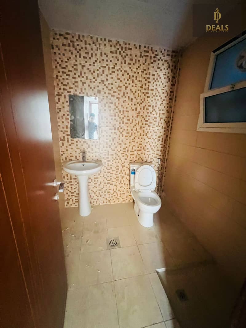 Spacious 2 Bedroom Apartment for Rent in Ajman Corniche Second Row ...