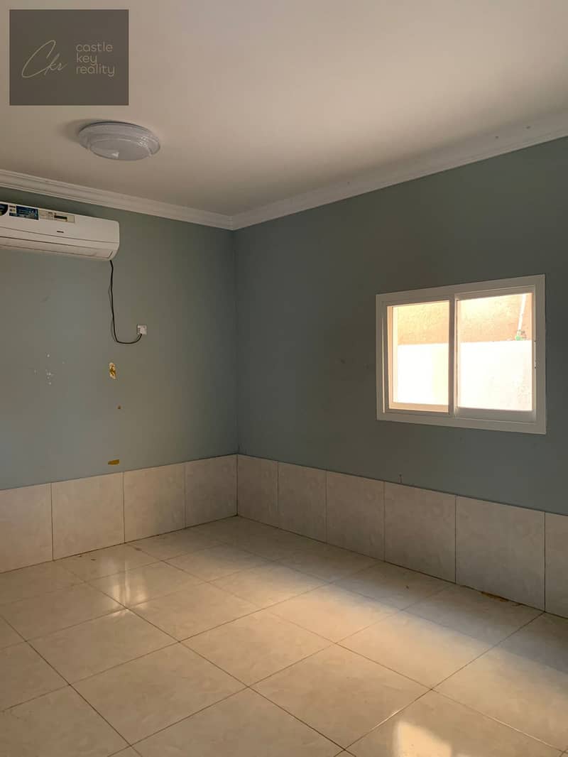 SPACIOUS 4 BEDROOM VILLA | 3 BATH | EXTERNAL KITCHEN | IDEAL FOR LARGE ...