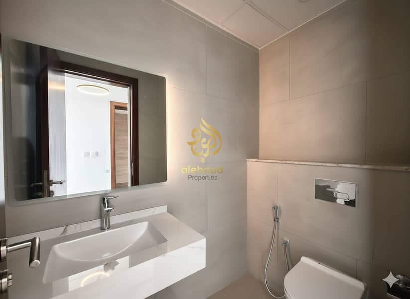 Book now Luxury Apartment Brand New BUILDING | Bayut.com