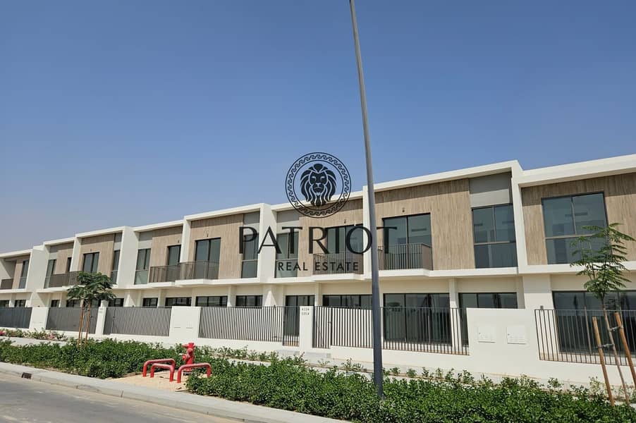 Brand New || Prime Location || Close To Pool & Park || Ready to Move In ...