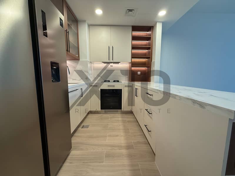 Brand new | Podium level with direct access to pool and gym | Fully ...