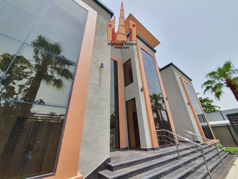 6 bedroom very big size Like new villa All Master room 2 hall Majlis ...