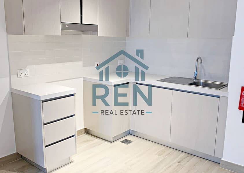 Modern 1-Bedroom Apartment | Gated Community | Bayut.com