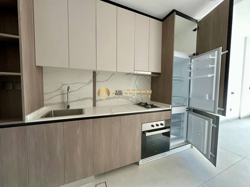Fitted Kitchen | Spacious Unit | Ready To Move | Bayut.com