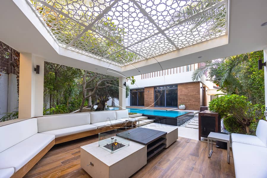 VIP + Luxuriously Modified Villa | Private Pool | Bayut.com