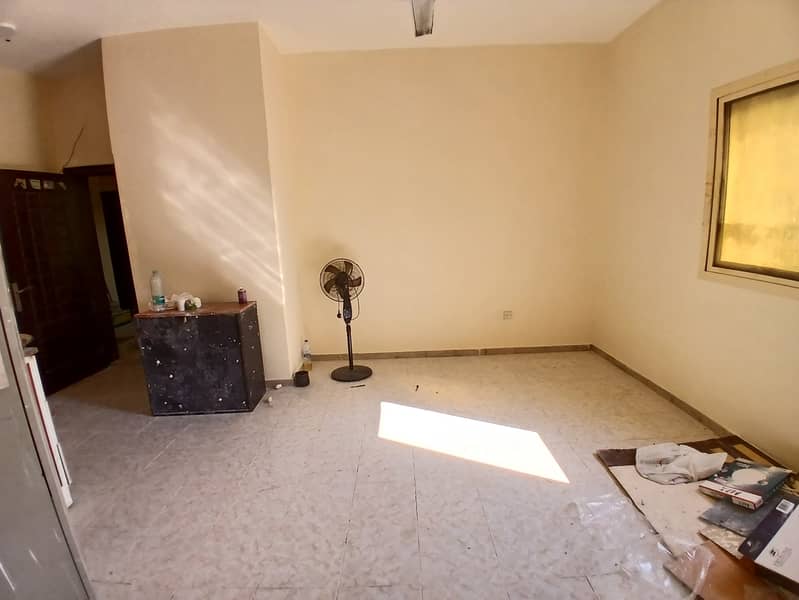 Lavish studio for Bachelor just rent 20k near Muwailah bus stand ...