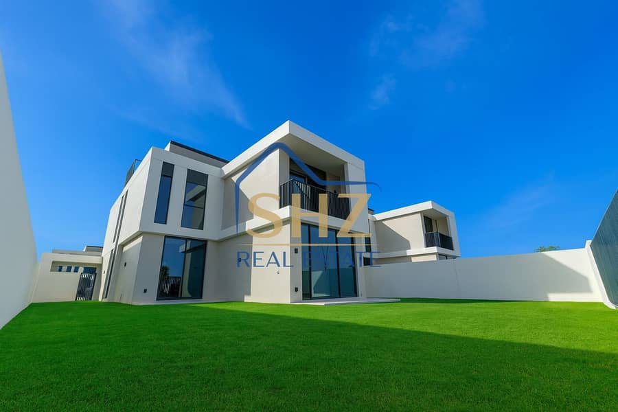 Single Row | Backing onto lush | Near Amenities | Bayut.com