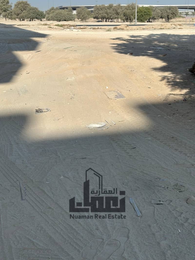 Corner plot for sale with an area of 10,000 sq. ft, strategically ...