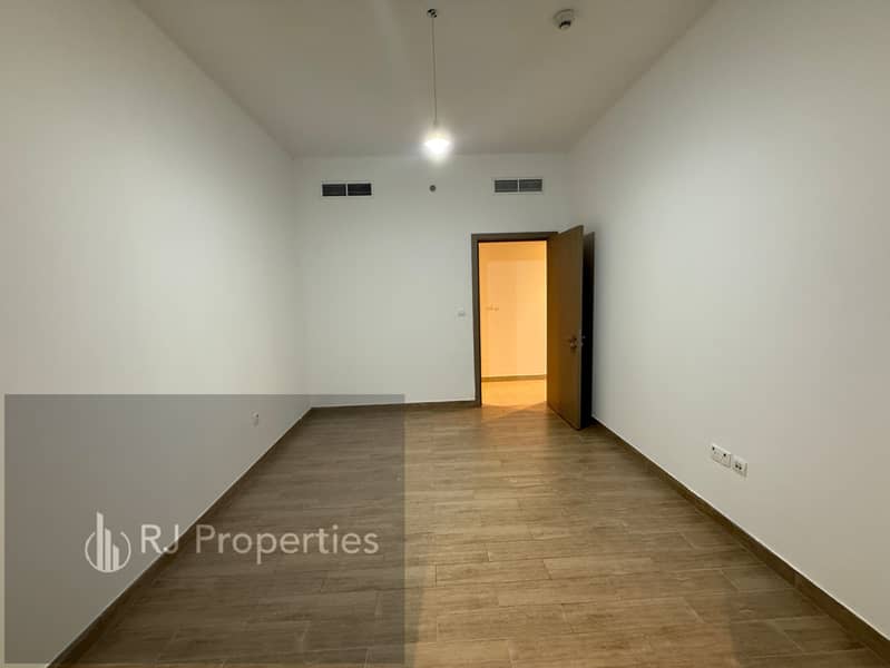LUXURY 3BED WITH CLOSE KITCHEN BALCONY ATECH WITH All ROOM | Bayut.com
