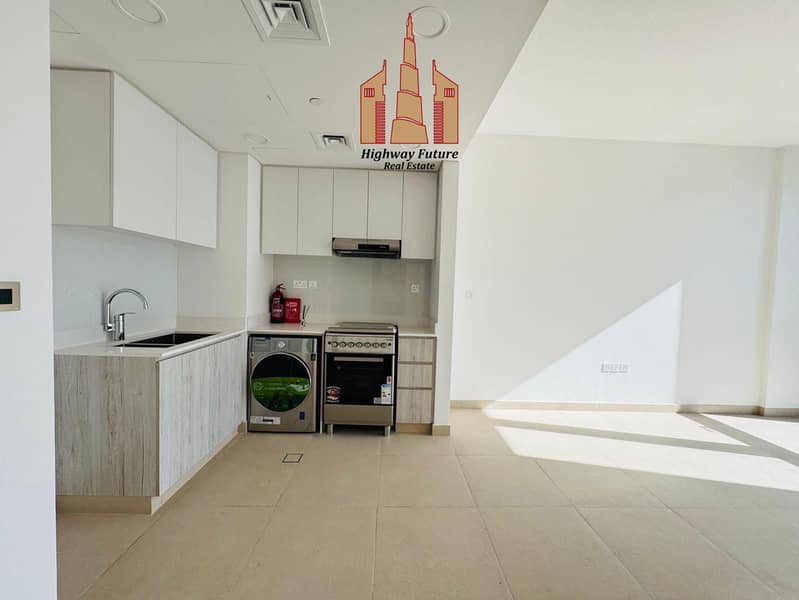 Master 1 bhk with balcony beautiful view with open kitchen | Bayut.com