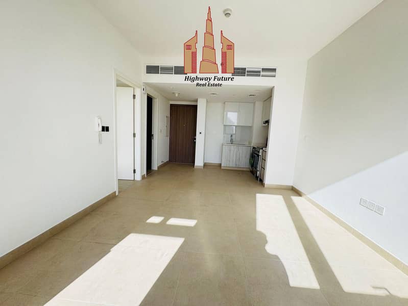 Master 1 bhk with balcony beautiful view with open kitchen | Bayut.com