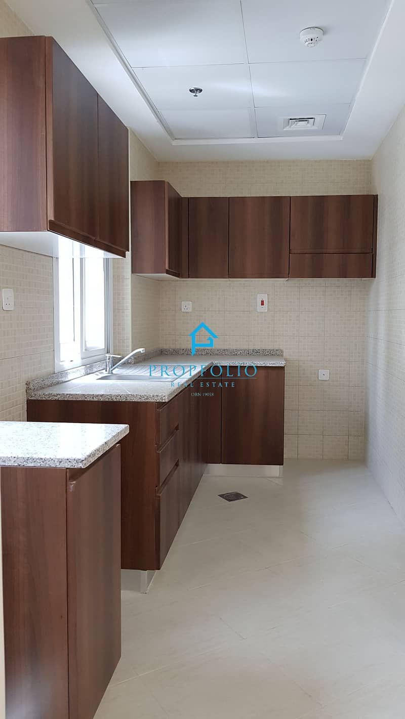 First Week APRIL I Facing SILICON CENTRAL MALL I Spacious | Bayut.com