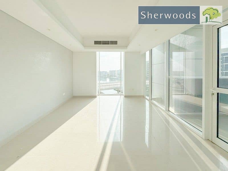 Stunning Water Views - Spacious - Ready To Move In | Bayut.com