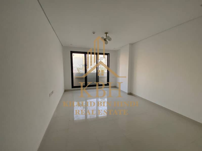 Luxury 1BR Apartment – Master Bedroom + Living Room with Spacious ...