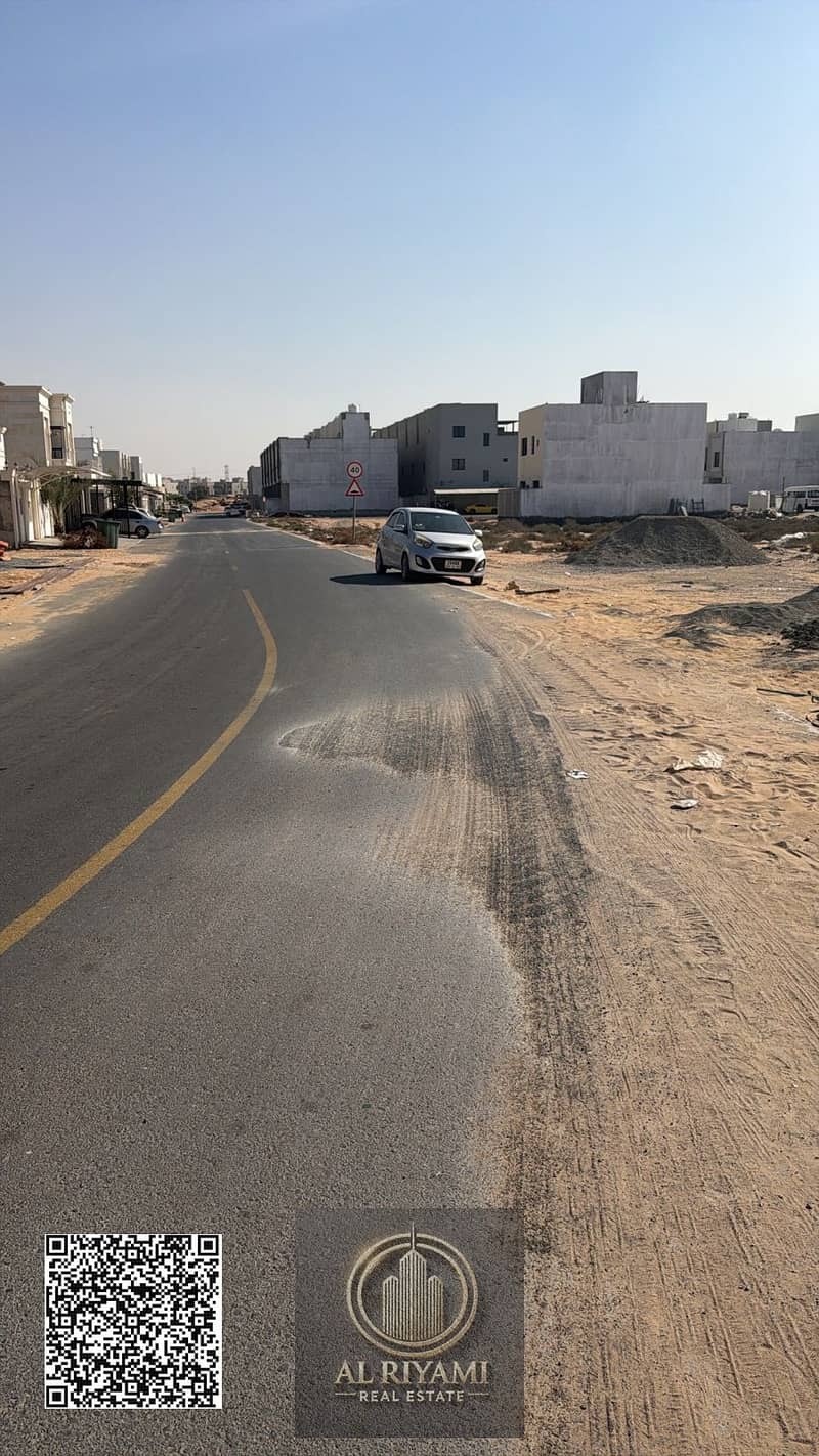 An ideal corner plot of land for an integrated investment project ...