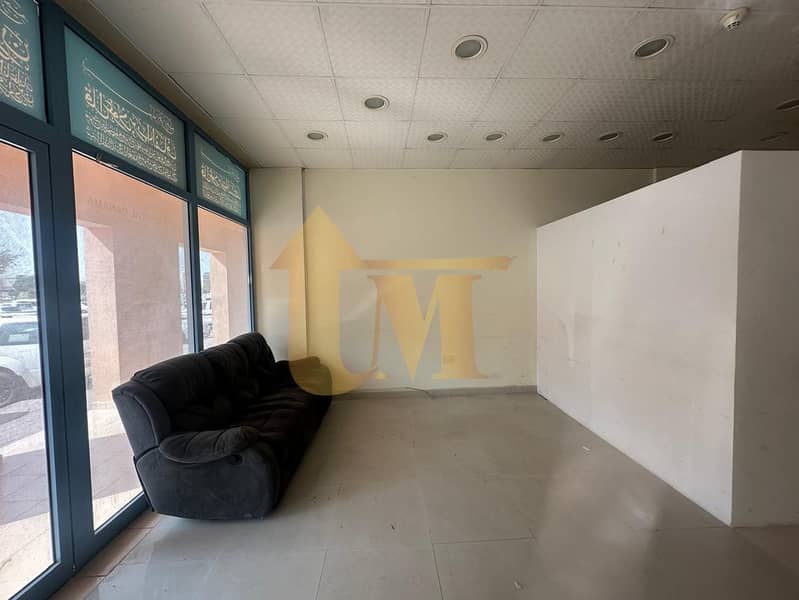 Prime Location | Fitted Shop| Near to Bus Stop | Bayut.com