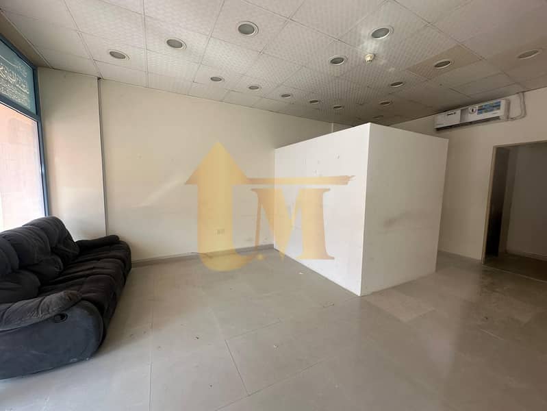 Prime Location | Fitted Shop| Near to Bus Stop | Bayut.com